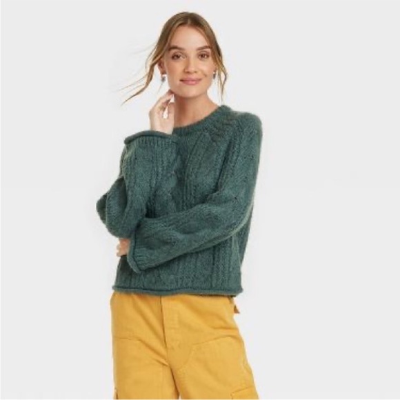 Universal Thread | Sweaters | Universal Thread Green Cable Knit Sweater ...